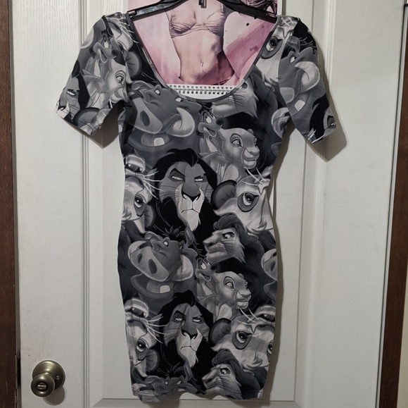 Disney | Dresses | Lion King Grey Black White Portrait Bodycon Mini ...